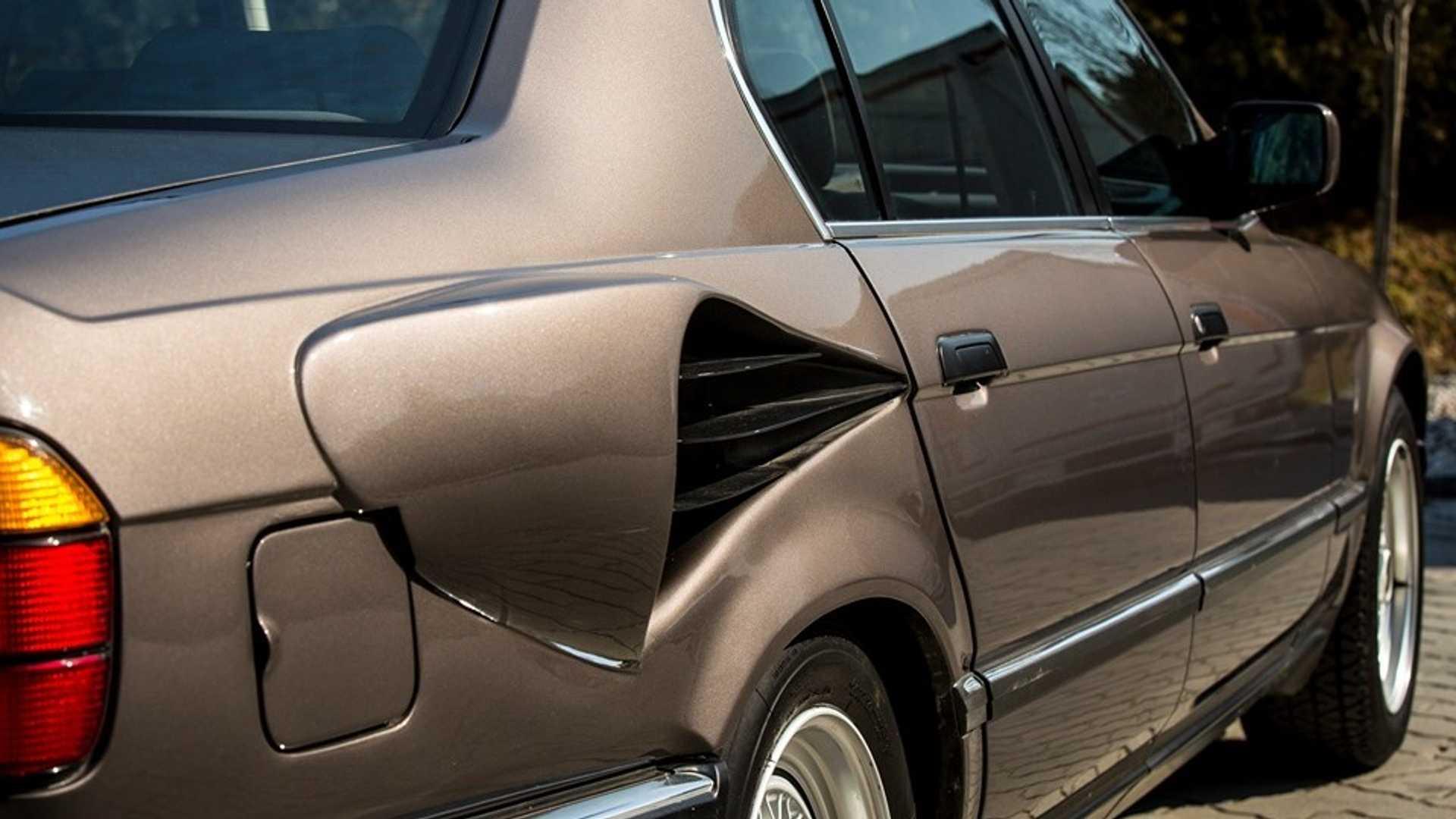 Dieser BMW 7er (E32) hatte einen V16-Motor und Mega-Kiemen
