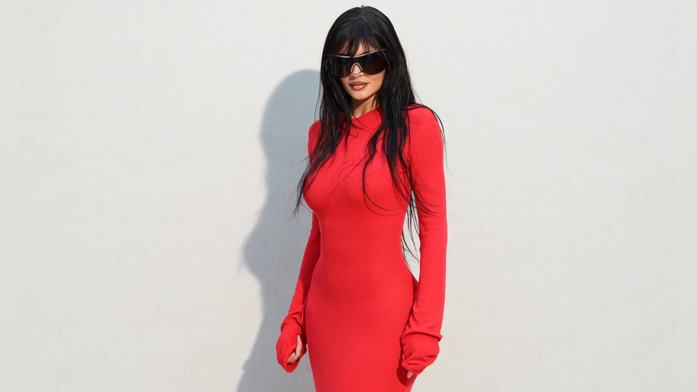 Knallrot ist diesen Herbst eine absolute Trendfarbe