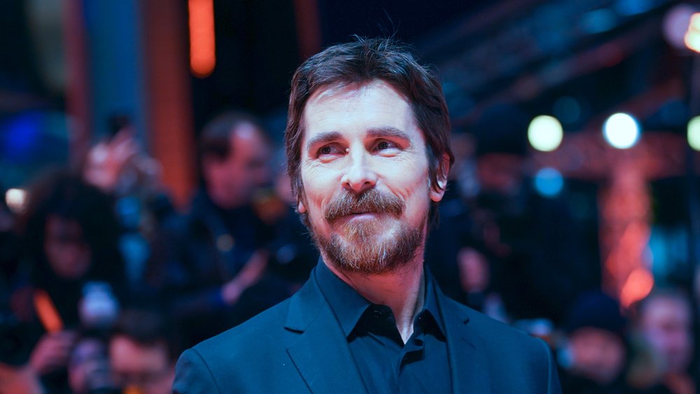 Das soll Christian Bale sein? Erstes Bild als Frankensteins Monster